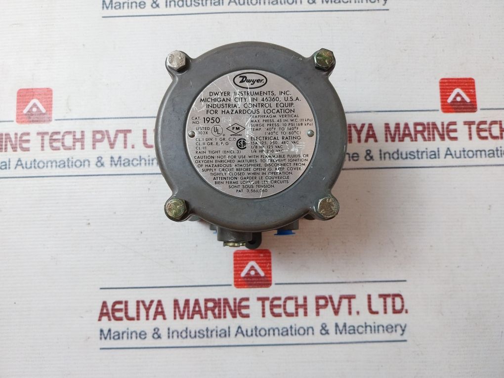 Dwyer Instruments 195000-2F Pressure Switch – Aeliya Marine Tech