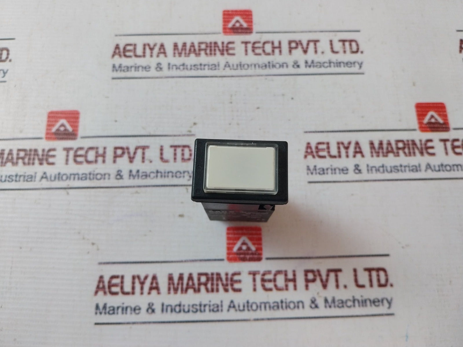 Eao 22-212.014 Push Button Switch – Aeliya Marine Tech