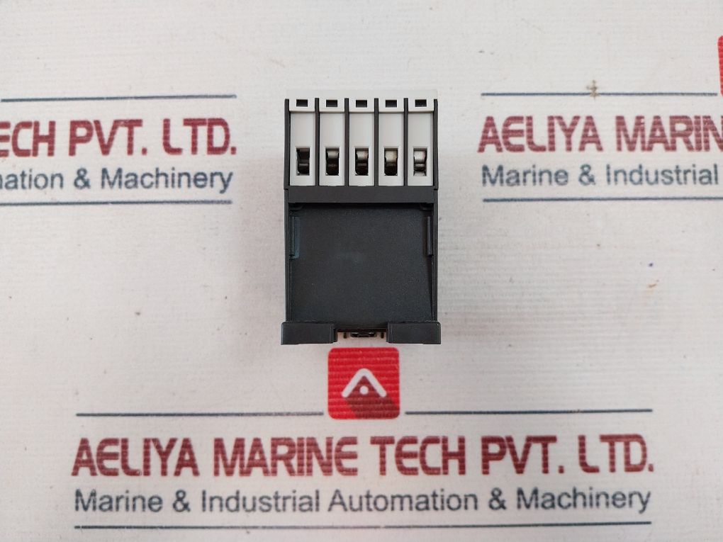 Eaton Dila-31 Contactor Relay – Aeliya Marine Tech
