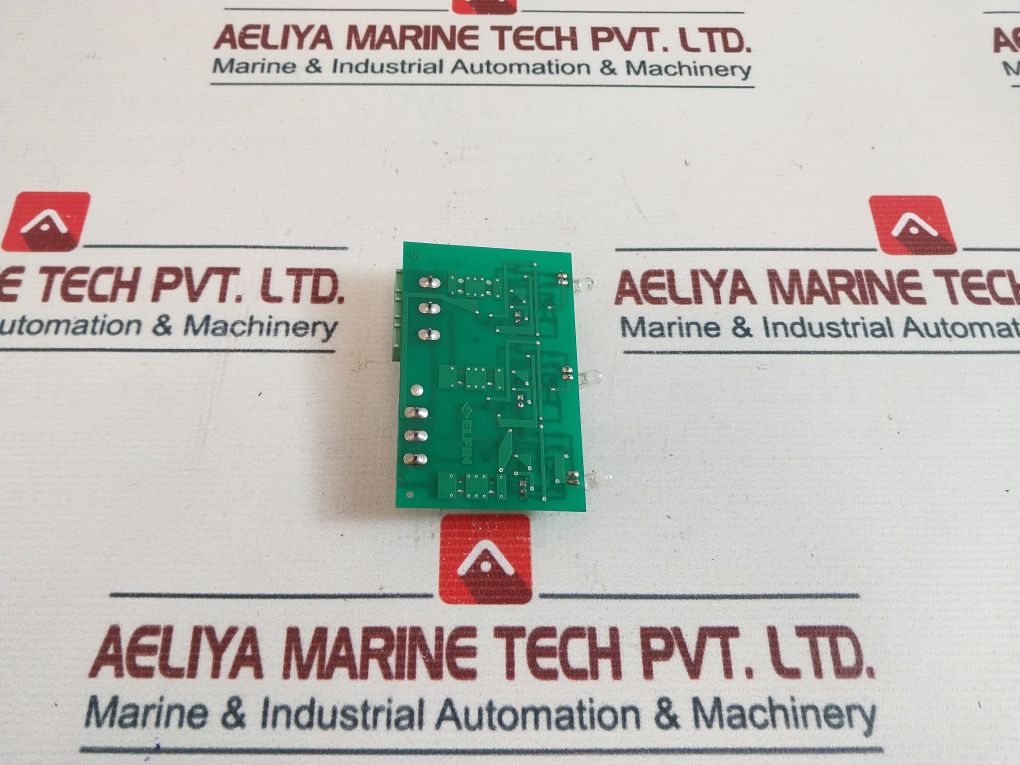 Elfin C-0017-02 Flashing Safety Apparatus – Aeliya Marine Tech