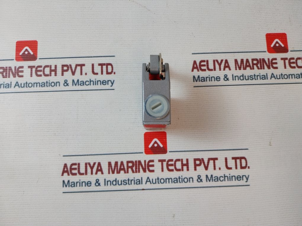 Essen Ms-7/1Mr Snap Acting Micro Switch – Aeliya Marine Tech