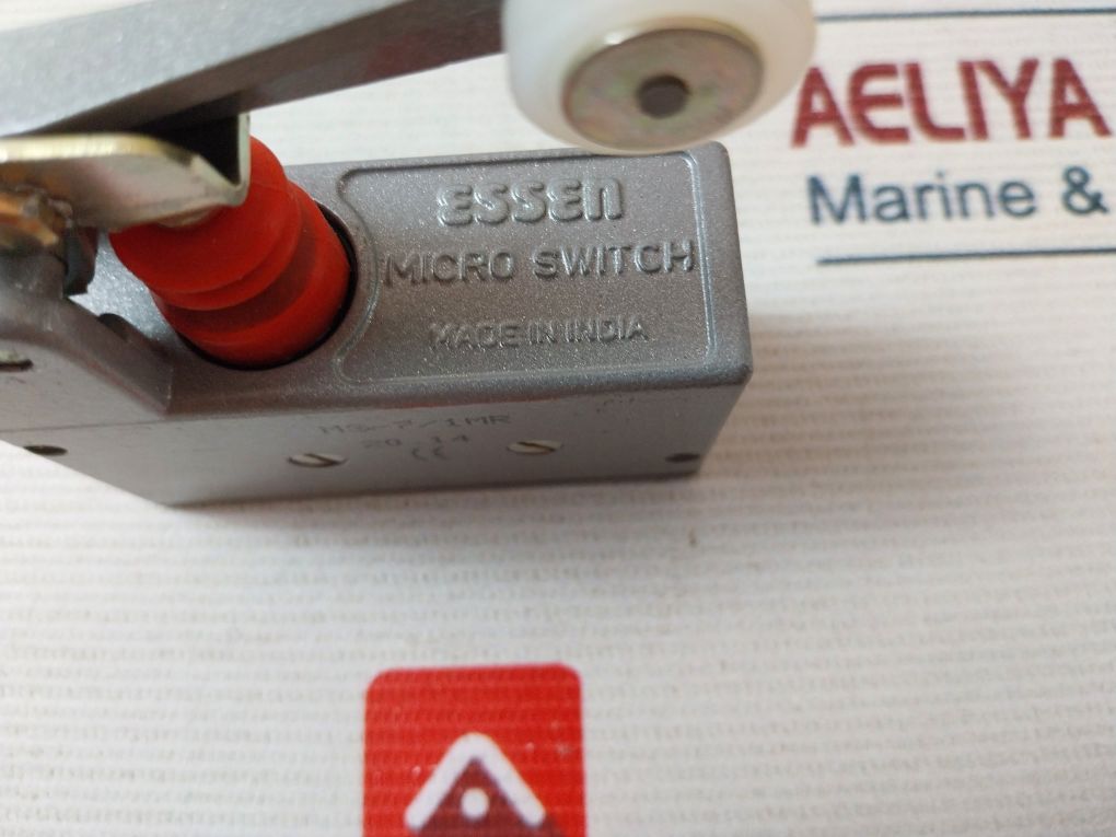 Essen Ms-7/1Mr Snap Acting Micro Switch – Aeliya Marine Tech