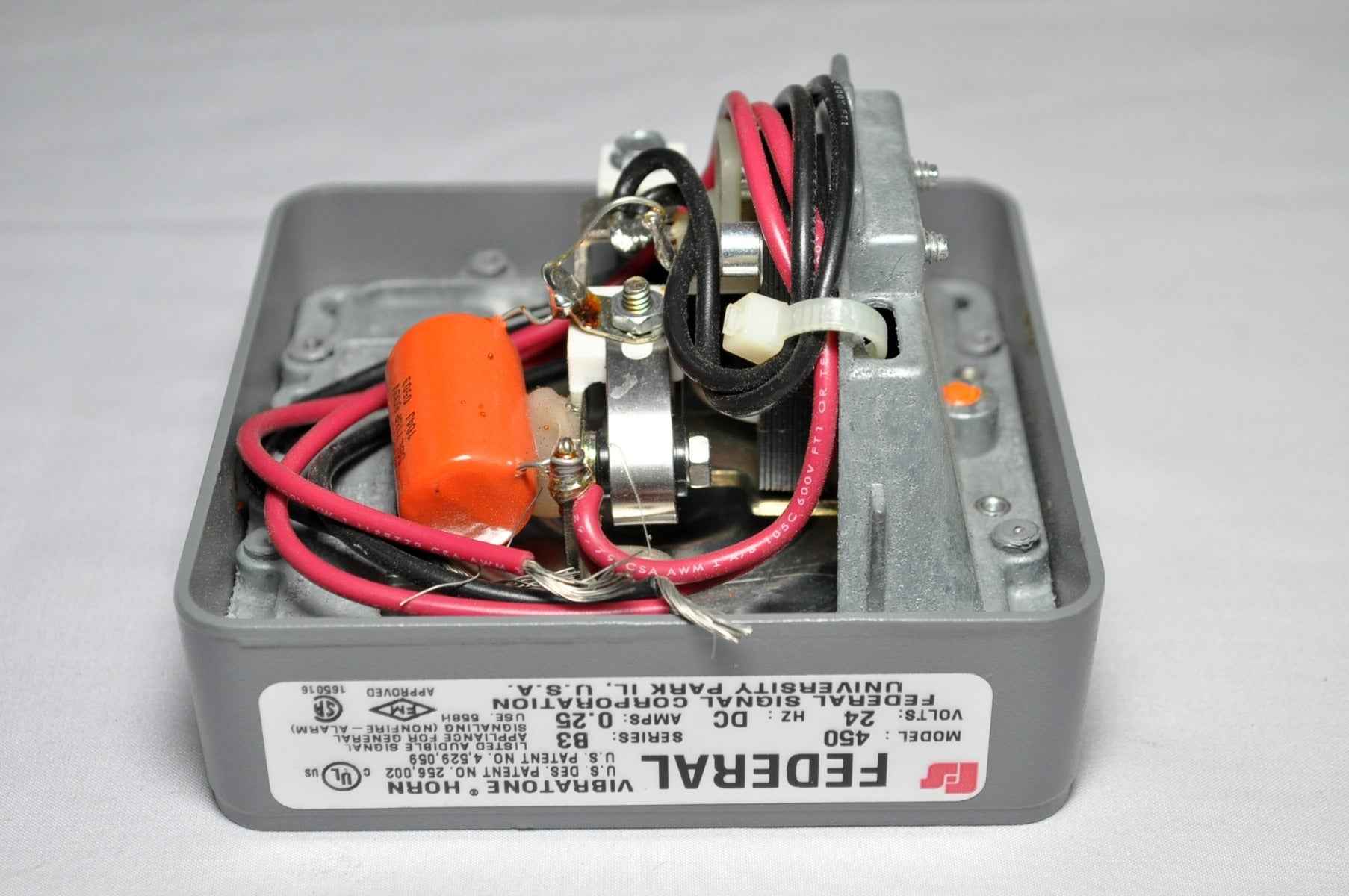 Federal signal 450 vibratone horn – Aeliya Marine Tech