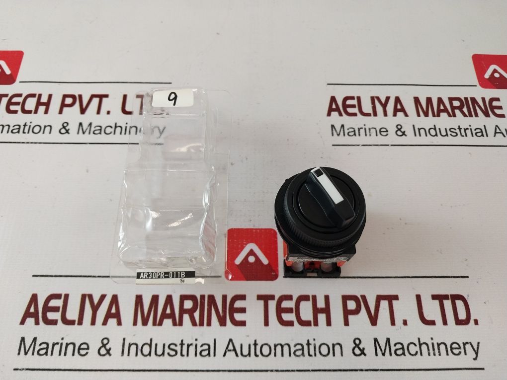 Fuji Electric Ar30Pr-011B Selector Switch – Aeliya Marine Tech®