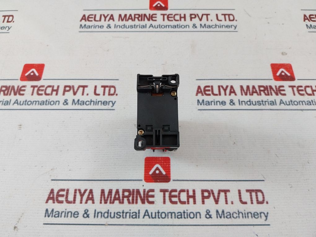 Fuji Electric Src50-2F/X (3A3B) Auxiliary Relay 100-110V 60Hz – Aeliya ...
