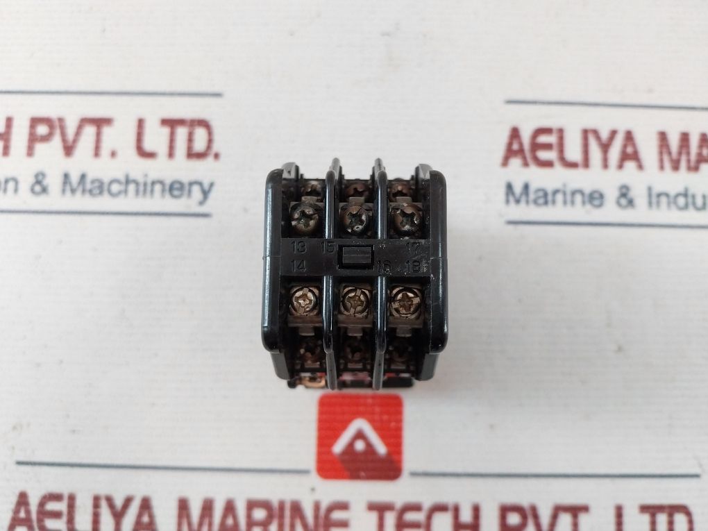 Fuji Electric Src50-2F/X (3A3B) Auxiliary Relay 100-110V 60Hz – Aeliya ...