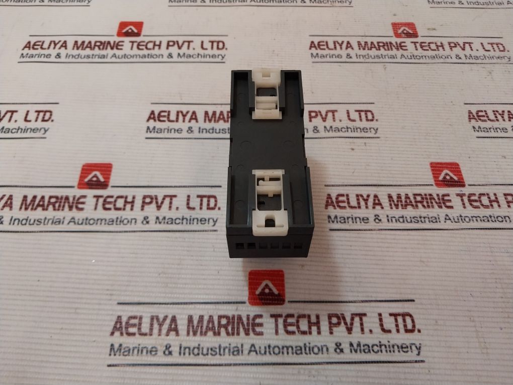 Gic Crono 67Ddt0 Digital Time Switch 110-240 Vac – Aeliya Marine Tech
