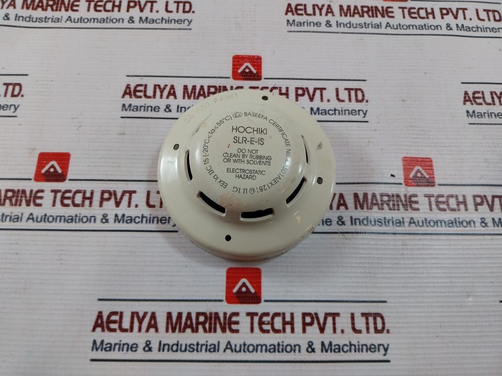 Hochiki Slr-e-is Photo Electric Smoke Detector 15-30V – Aeliya Marine Tech
