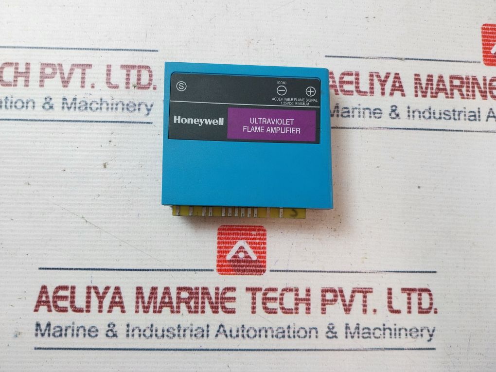 Honeywell R7849 A 1023 Ultraviolet Flame Amplifier – Aeliya Marine Tech