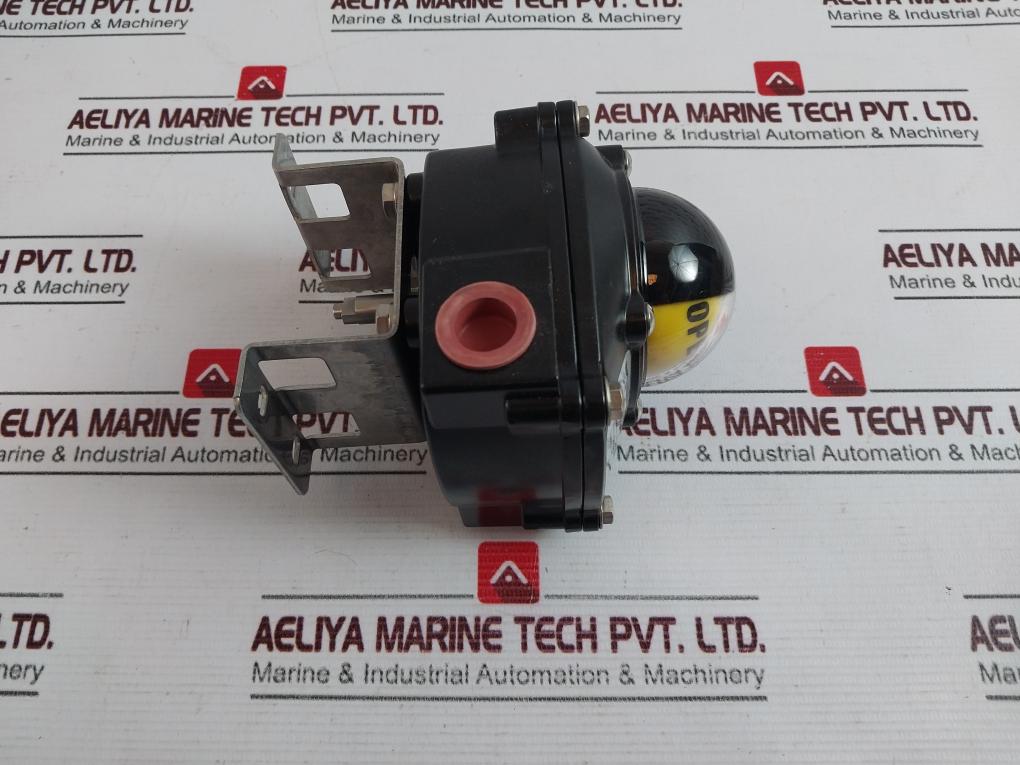 Huisman Its-100 Position Monitoring Switch – Aeliya Marine Tech