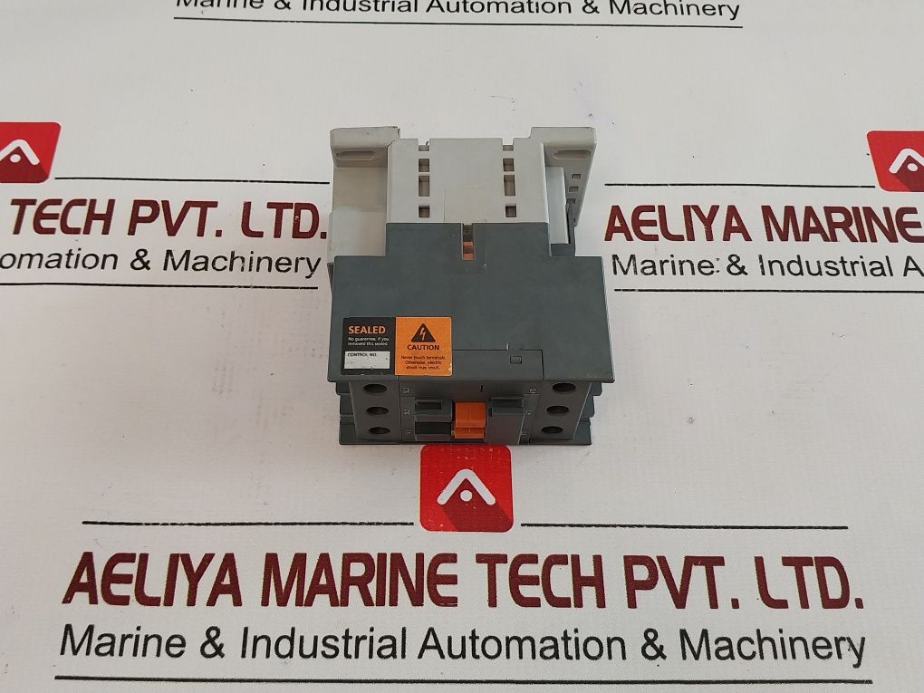Hyundai Umc 25 Magnetic Contactor – Aeliya Marine Tech