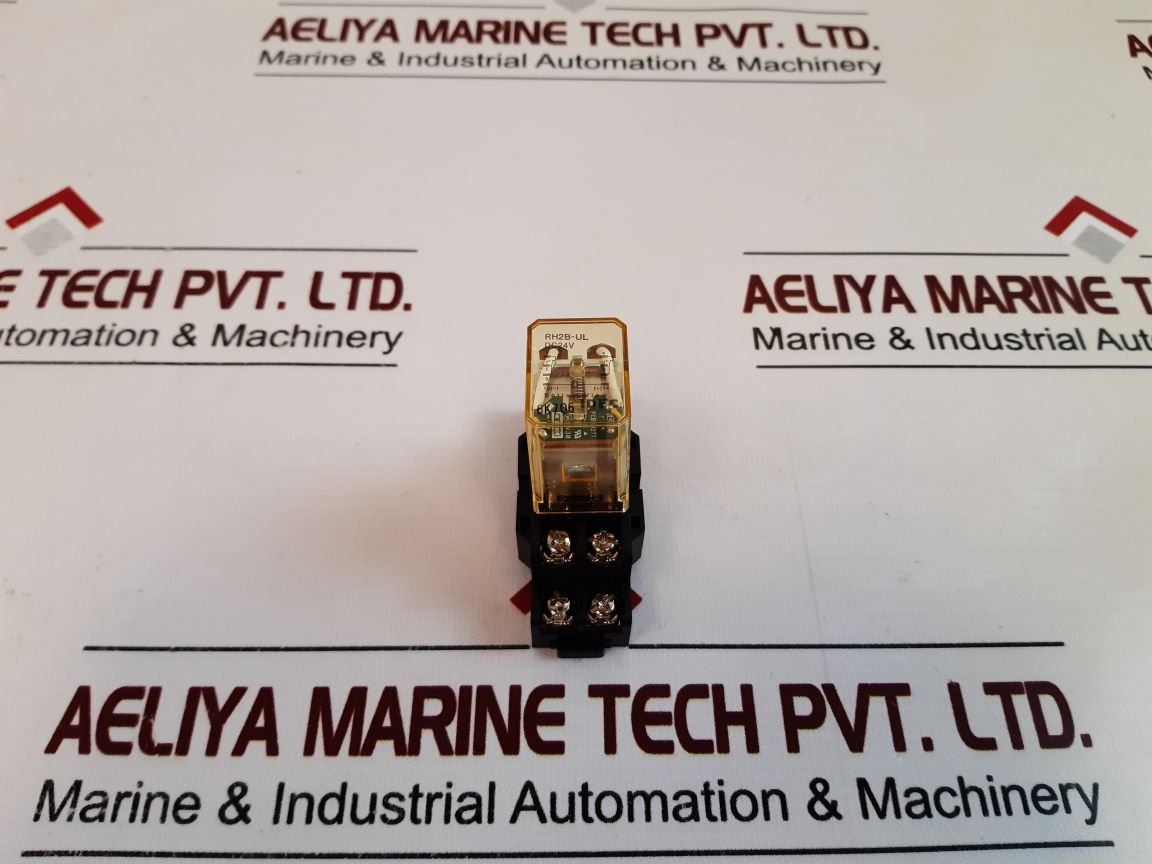 Idec Rh2B-ul Relay With Base – Aeliya Marine Tech