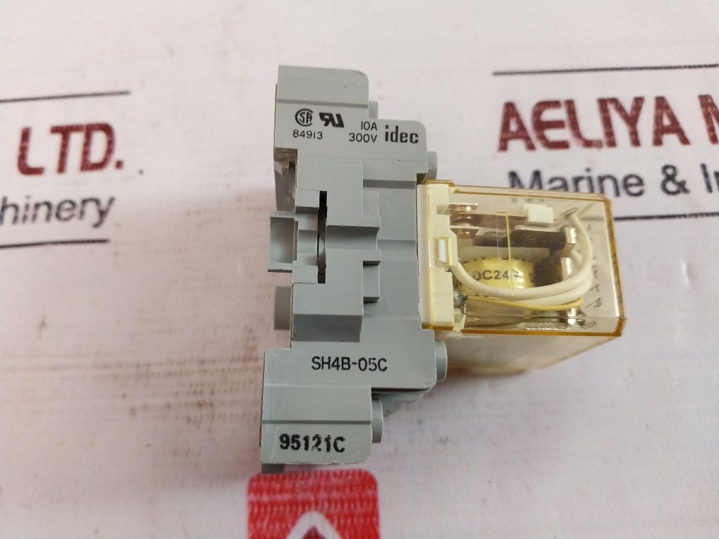 Idec Rh4B-ul Power Relay – Aeliya Marine Tech