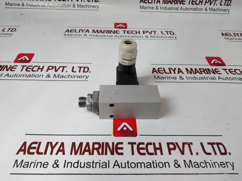 Imi Norgren 0882100 Pressure Switch 5-70 Bar – Aeliya Marine Tech