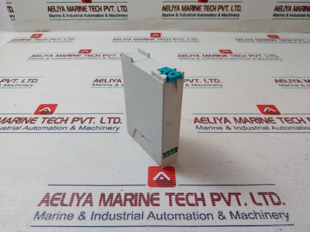 Innovative 24 Vdc Universal Signal Isolator – Aeliya Marine Tech