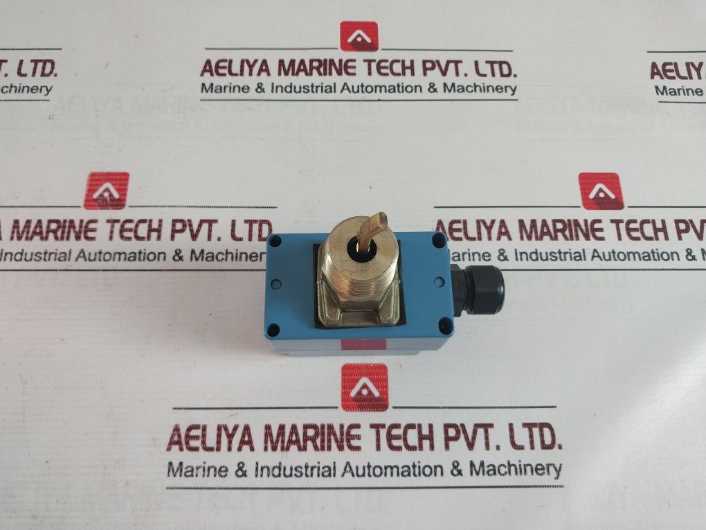 Johnson Controls F61Tb-9100 Liquid Flow Switch 1553.427 – Aeliya Marine ...