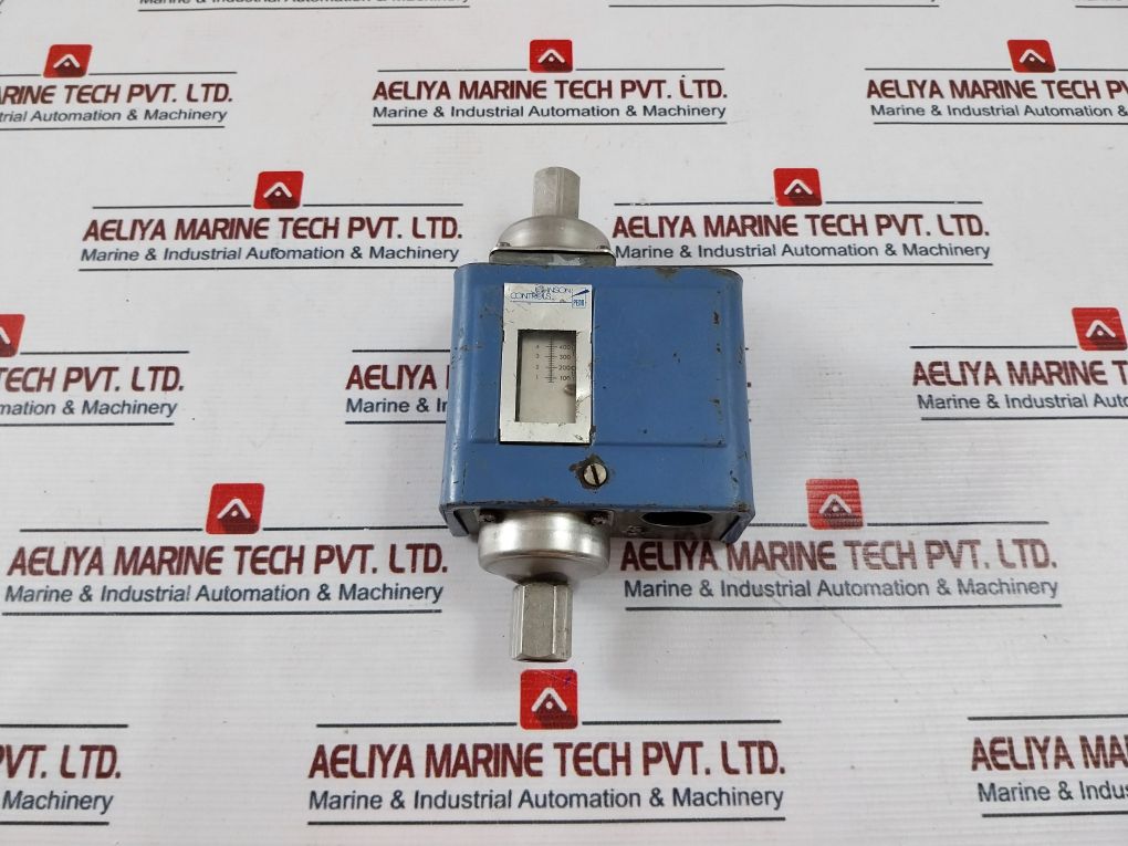 Johnson Controls P74Ea-9700 Differential Pressure Switch – Aeliya ...