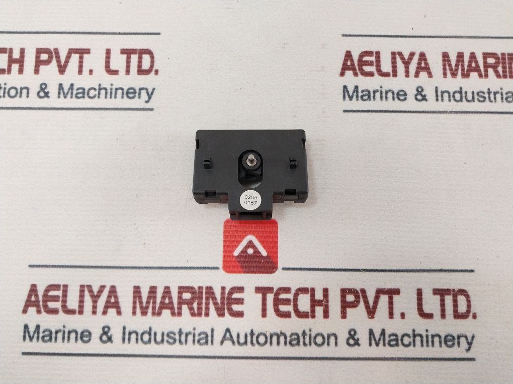 Klockner Moeller Mv Dil M Contactor Interlock – Aeliya Marine Tech®