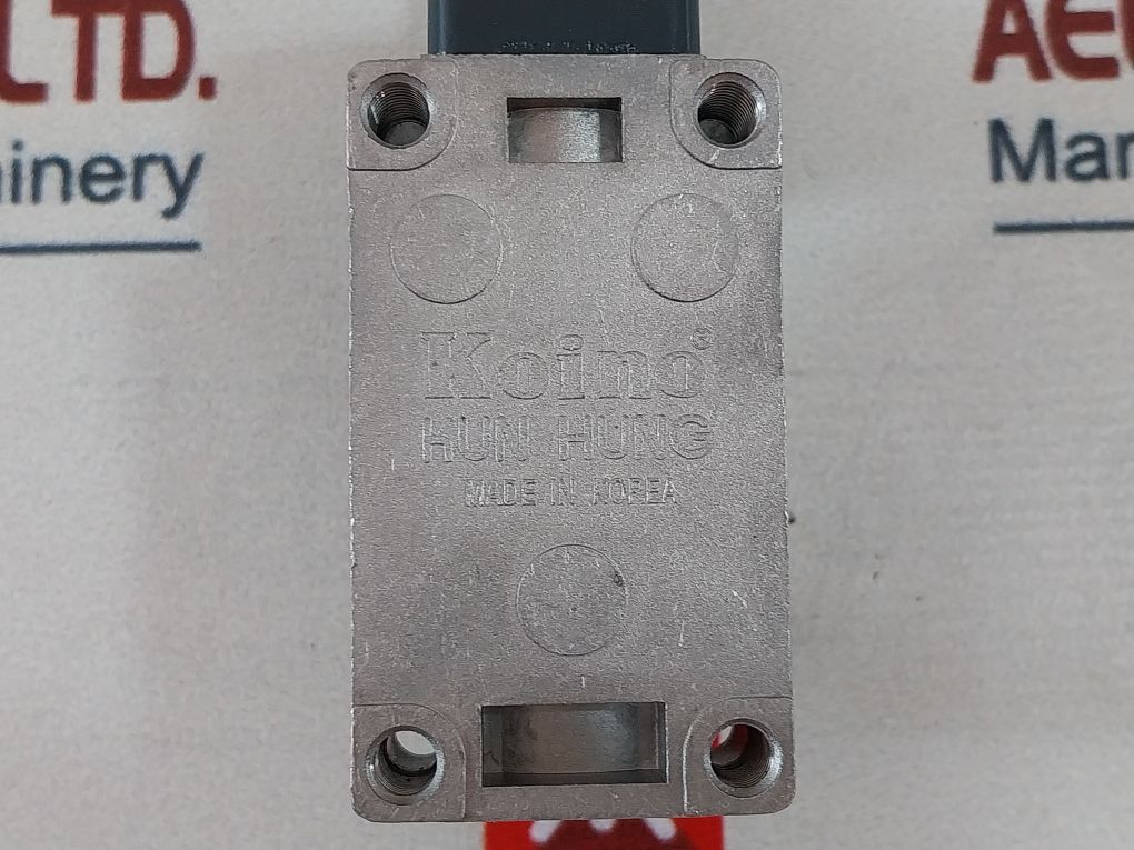 Koino Klca12 Limit Switch 125Vac 250Vac 10A – Aeliya Marine Tech