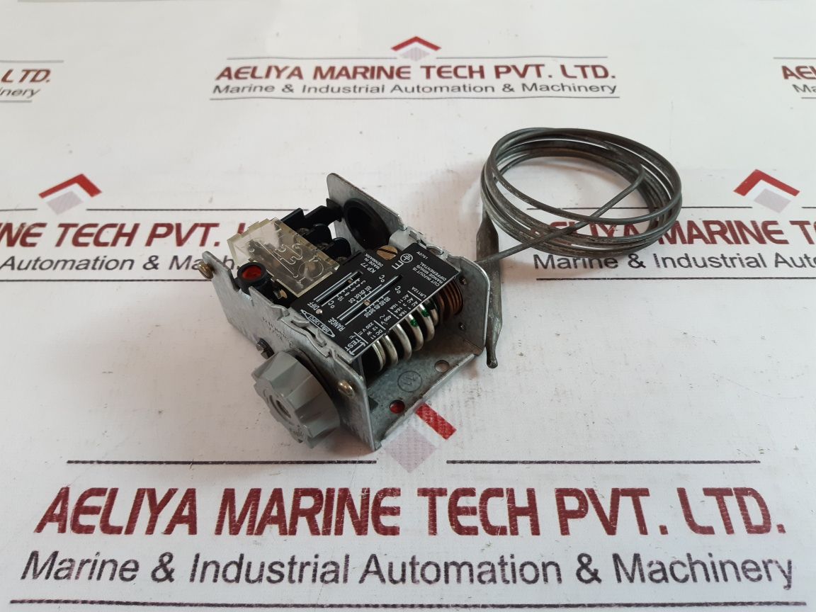 Danfoss Kp 77 Temperature Control Switch – Aeliya Marine Tech®