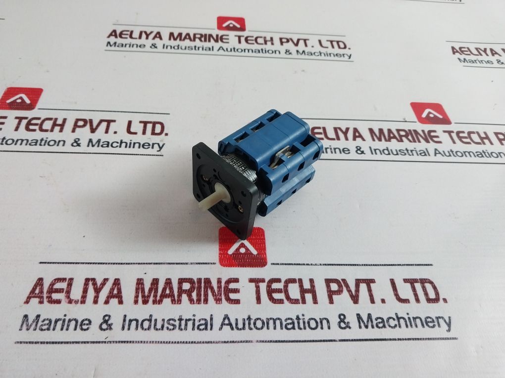 Kraus & Naimer Ca25 Reversible Selector Switch – Aeliya Marine Tech®