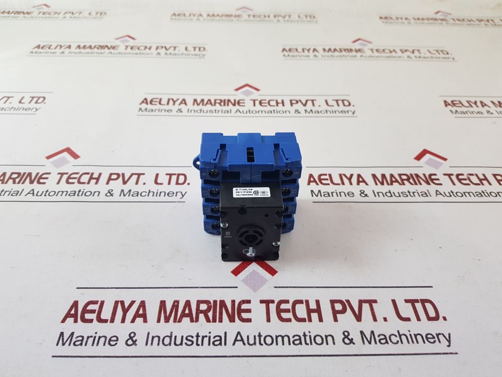 Kraus & Naimer Kg64 Disconnect Switch 60 Amp. – Aeliya Marine Tech