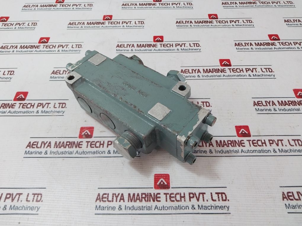 L645-63-102 Single Solenoid Valve K058-055 – Aeliya Marine Tech