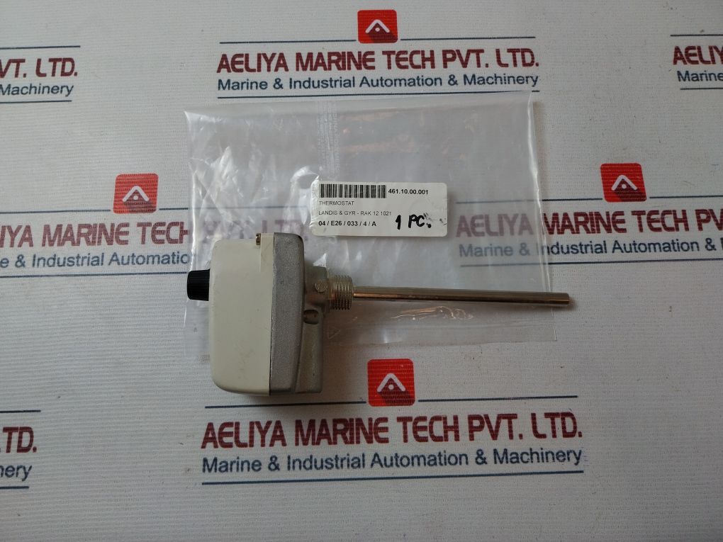 Landis & Gyr Rak 12.1021 Thermostat – Aeliya Marine Tech
