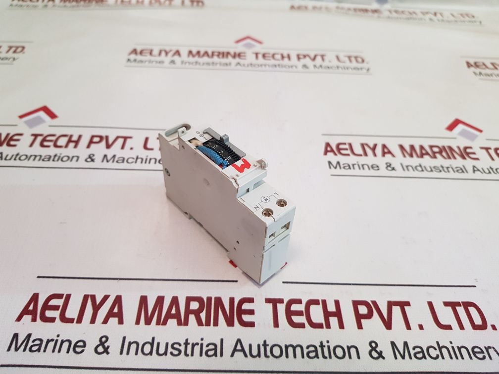 Legrand 037 40 Microrex Qt11 Analogue Timer Switch – Aeliya Marine Tech