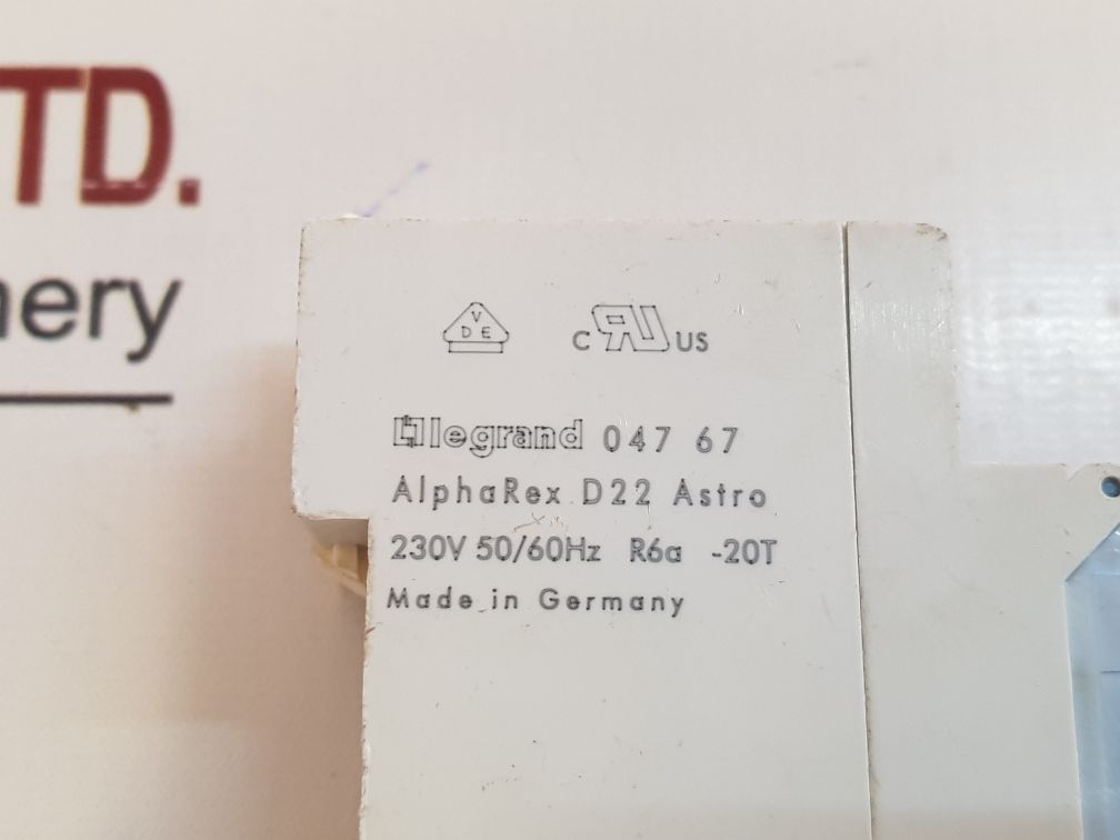 Legrand 047 67 Programmable Time Switch – Aeliya Marine Tech