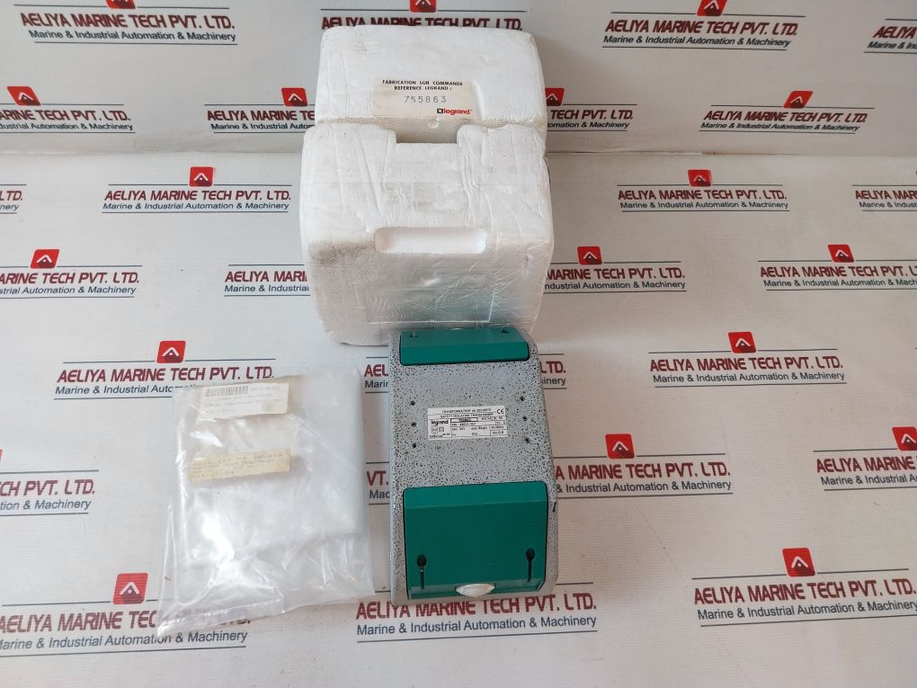 Legrand En60742 Safety Isolating Transformer – Aeliya Marine Tech®