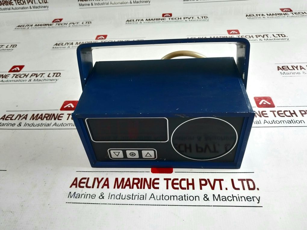 Lehmkuhl LR 40 Digital Gyro Repeater | Marine Equipment – Aeliya Marine ...