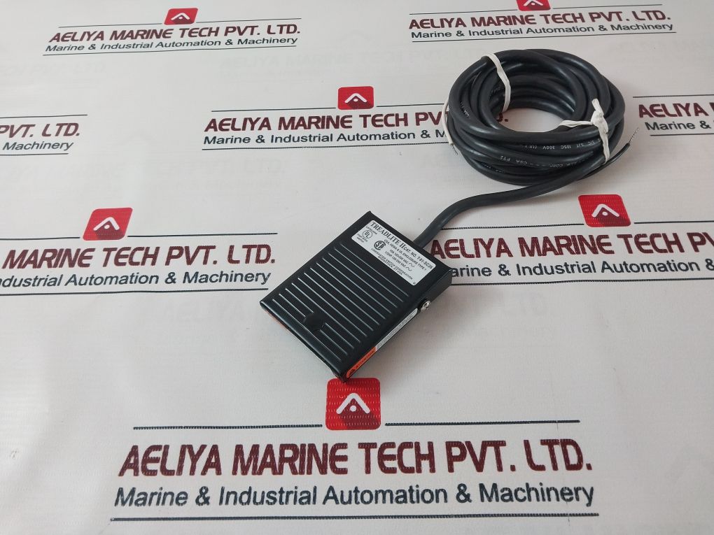 LINEMASTER T-91-SC36 Foot Operated Switch 10A 125-250VAC – Aeliya Marine Tech