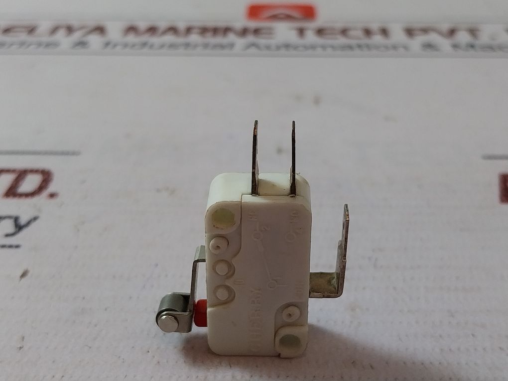 Cherry D44Lr1Ra Miniature Microswitch – Aeliya Marine Tech