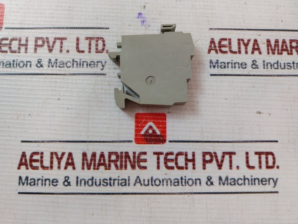 Merlin Gerin 33170 Acb Auxiliary 1 Carriage Switch Circuit Breaker ...