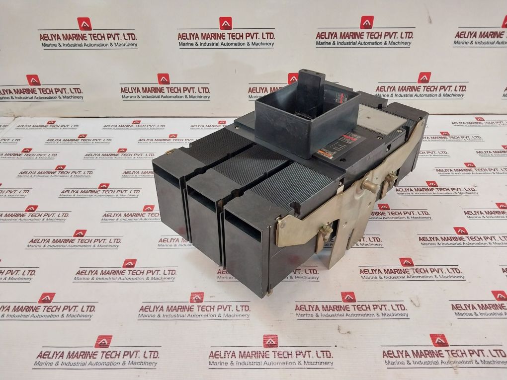 Merlin Gerin C801 H Compact Circuit Breaker 750V – Aeliya Marine Tech