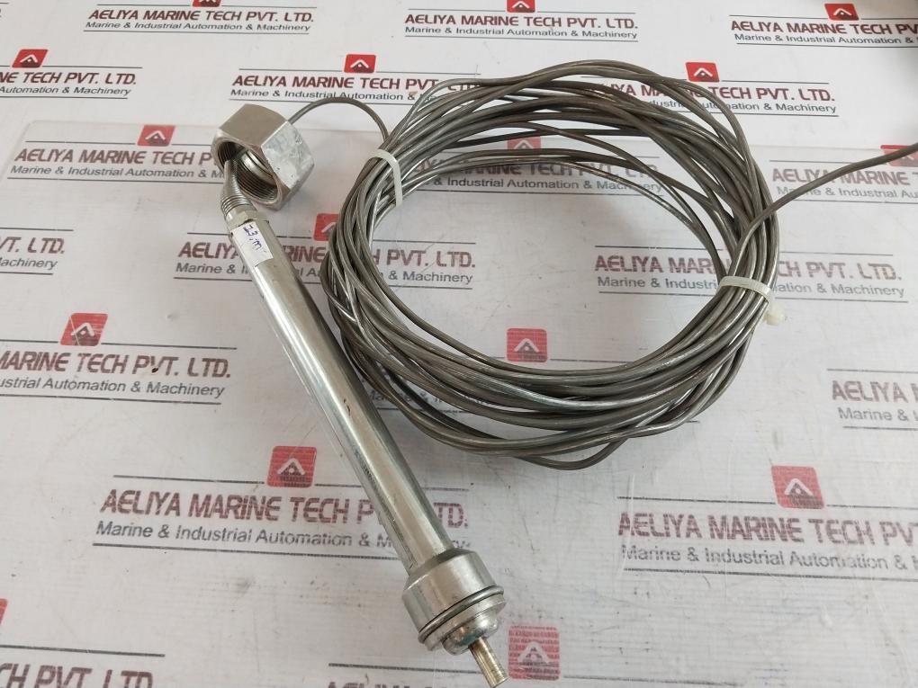 Mertik Maxitrol 386.04 Temperature Sensor – Aeliya Marine Tech