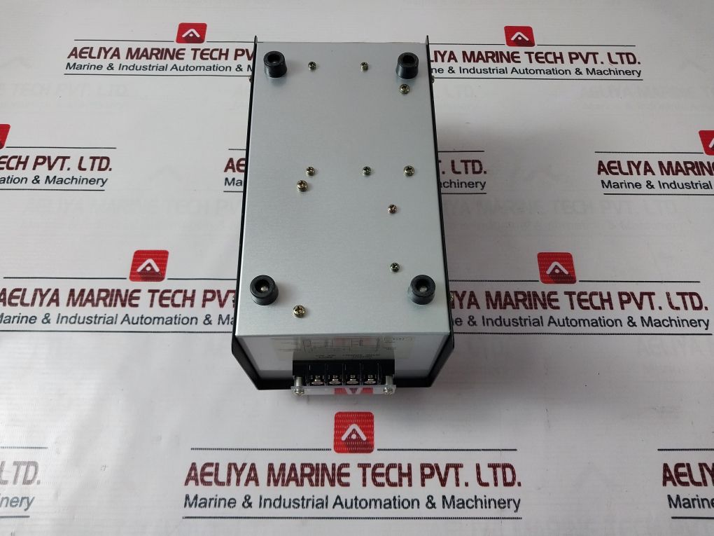 Mitsubishi Electric 5A Adapter Y-5 – Aeliya Marine Tech