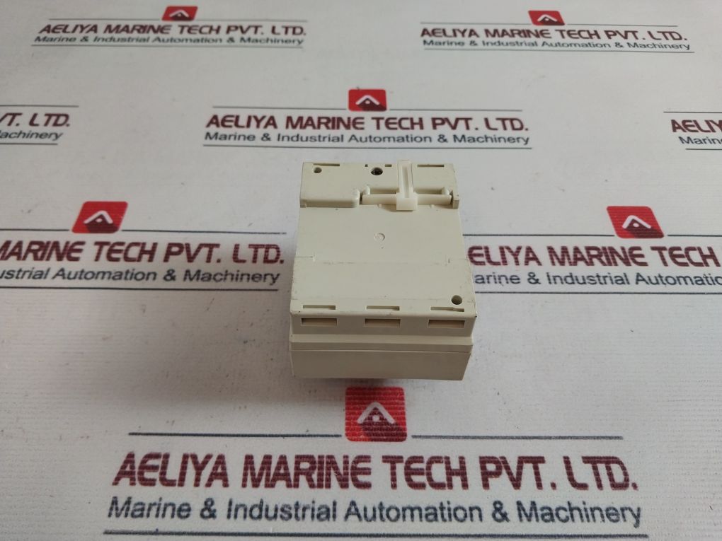 Mitsubishi Electric Tu-50D Time Switch Ac250V 15A – Aeliya Marine Tech