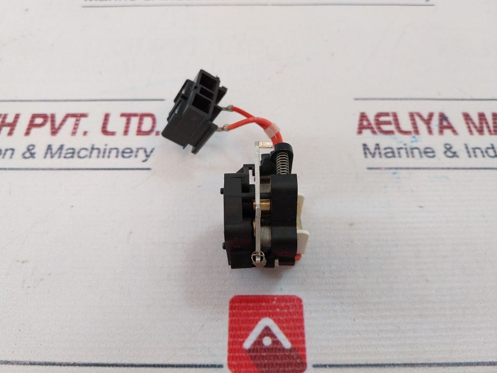 Moeller A-nzm4/6 Circuit Breaker Shunt Trip – Aeliya Marine Tech