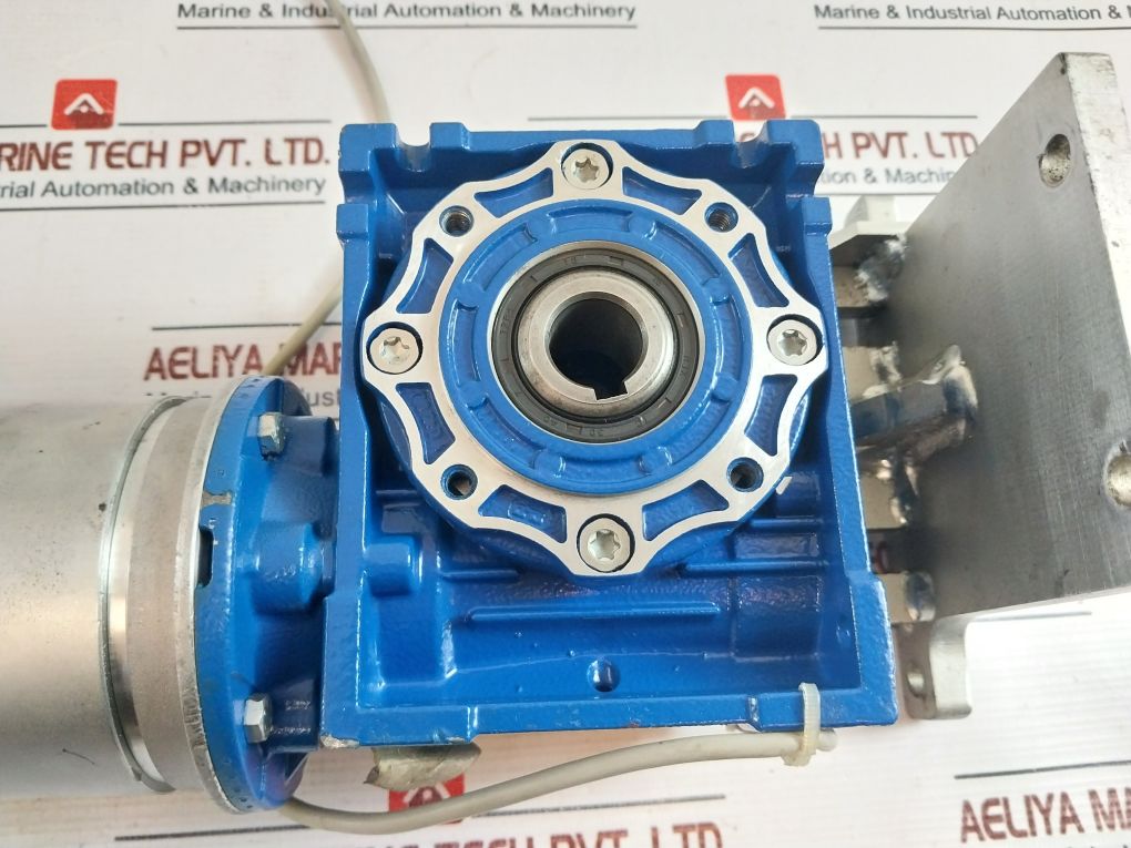 Motovario Nmrv 040 Worm Gear Reducer – Aeliya Marine Tech