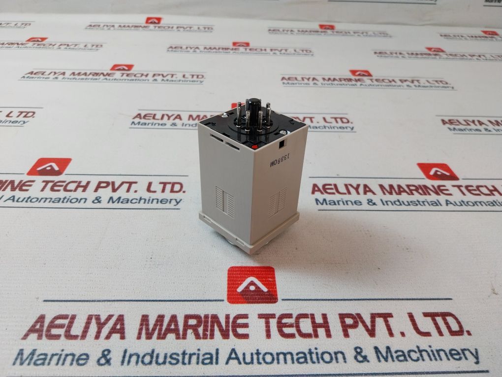 Omron H2C-8 Motor Driven Timer – Aeliya Marine Tech®