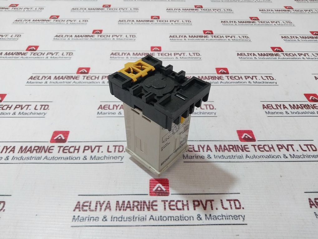 Omron H3Cr-h8L Power Off Delay Relay Timer With Base 200/220/240 Vac ...