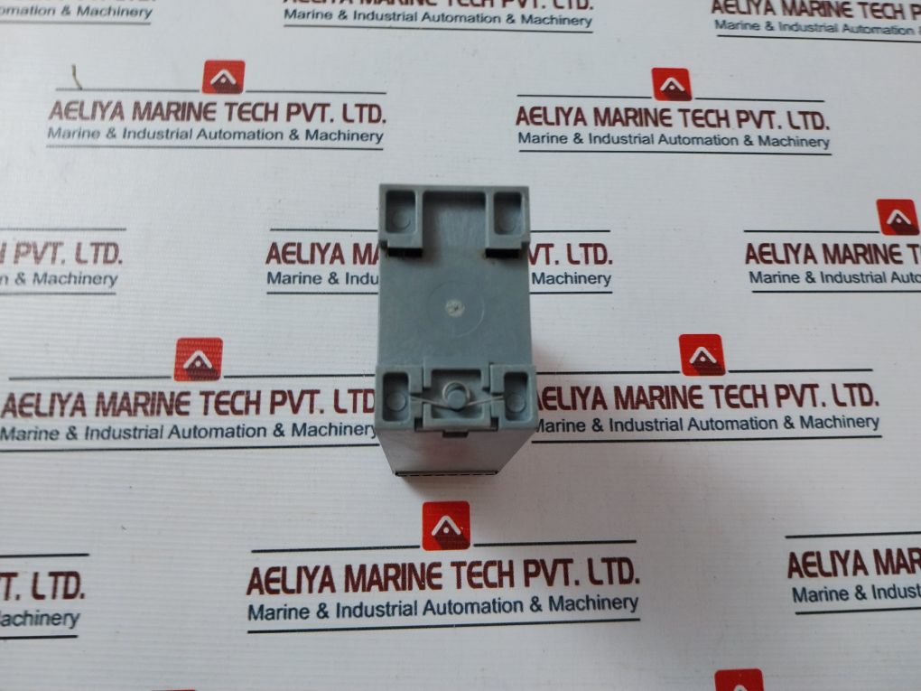 Rheintacho 5823.200 Programmable Speed Monitor – Aeliya Marine Tech