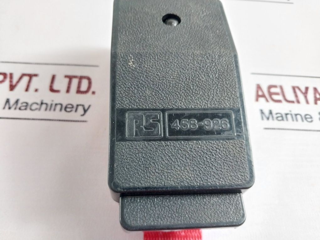 Rs 458-926 Mains Test Block 13Amp 240V – Aeliya Marine Tech