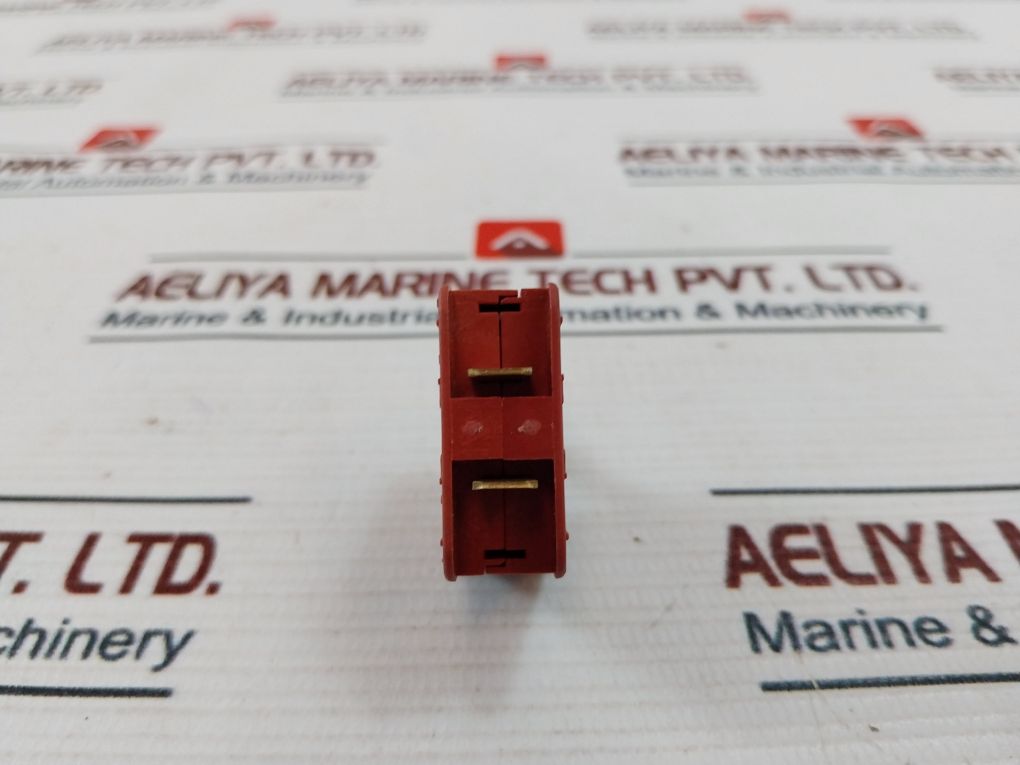 Saia 5E4 T85 Micro Switch – Aeliya Marine Tech