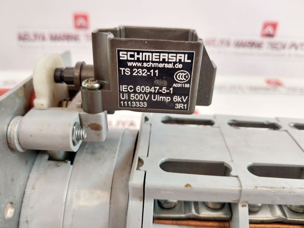 Schmersal Ts 232-11 Micro Limit Switch – Aeliya Marine Tech