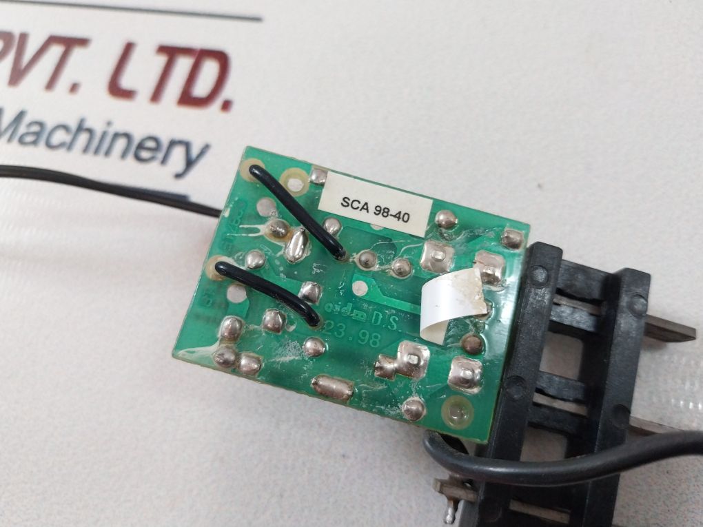 Schneider Electric Merlin Gerin 685 654 Mx-a Shunt Trip Circuit Breaker ...