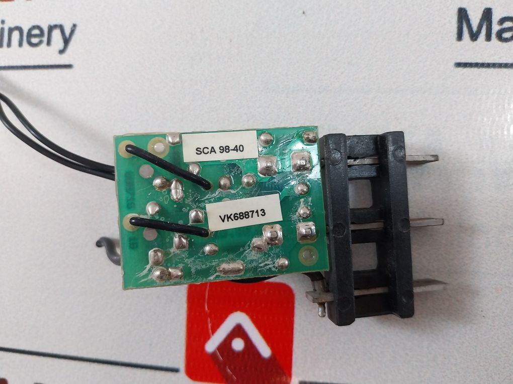 Schneider Electric Merlin Gerin 685 654 Xf-e Closing Release Circuit ...
