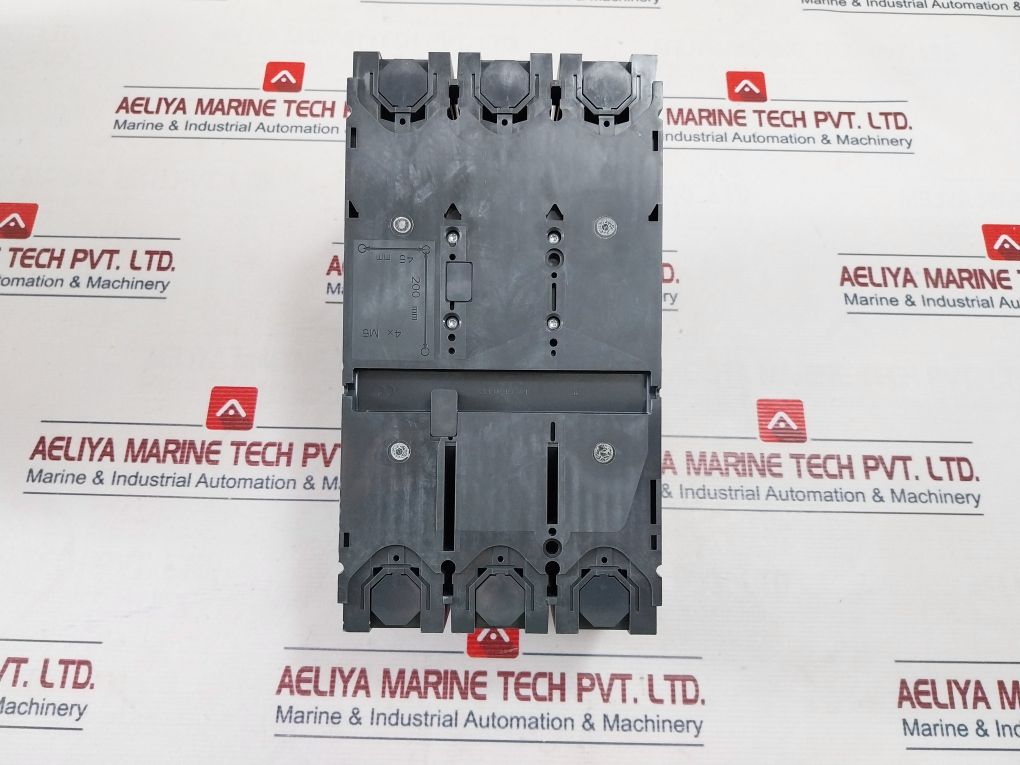Schneider Electric Nsx 400-630 F/N/H/Na Circuit Breaker – Aeliya Marine ...